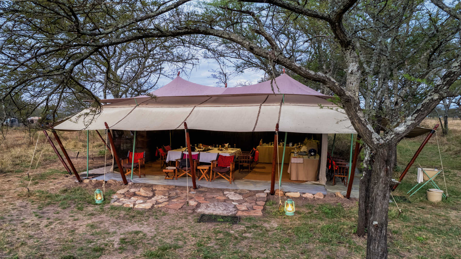 Esirai Camp - Tansania Safaris
